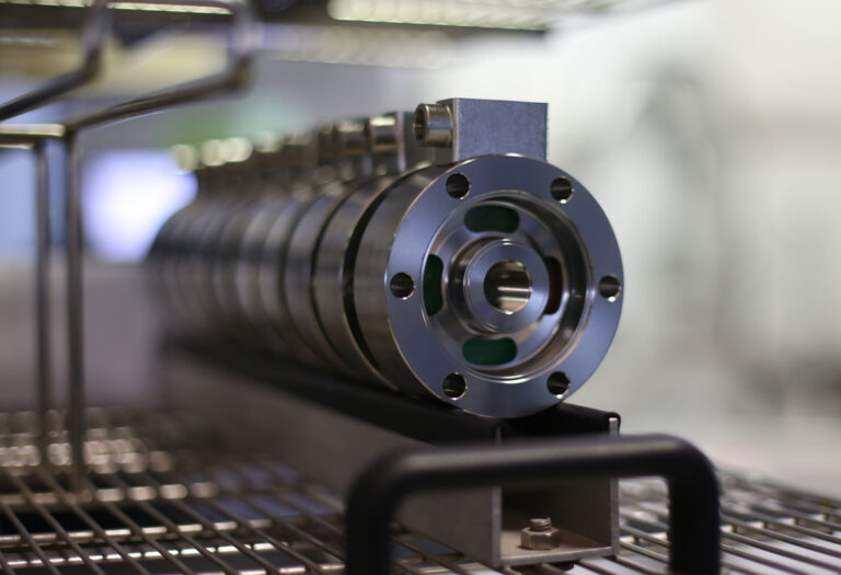 Difference between electrical and optical strain gauge sensors | AEP ...